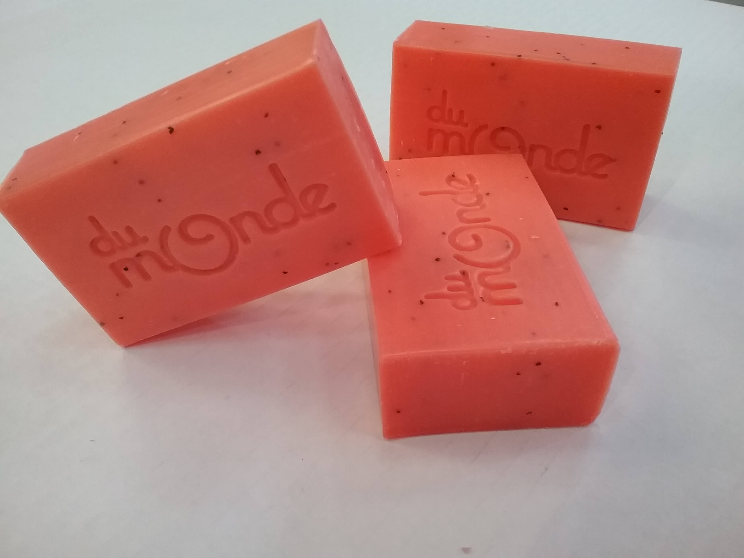 Red soap bar Du Monde | Summit Business Brokers